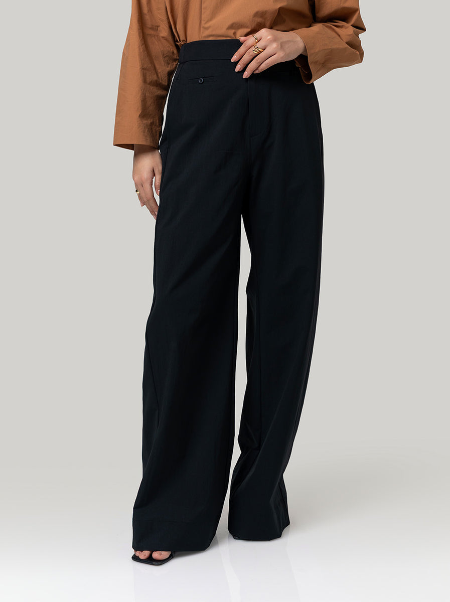 HIRA STRAIGHT PANTS CARBON – Kami Idea