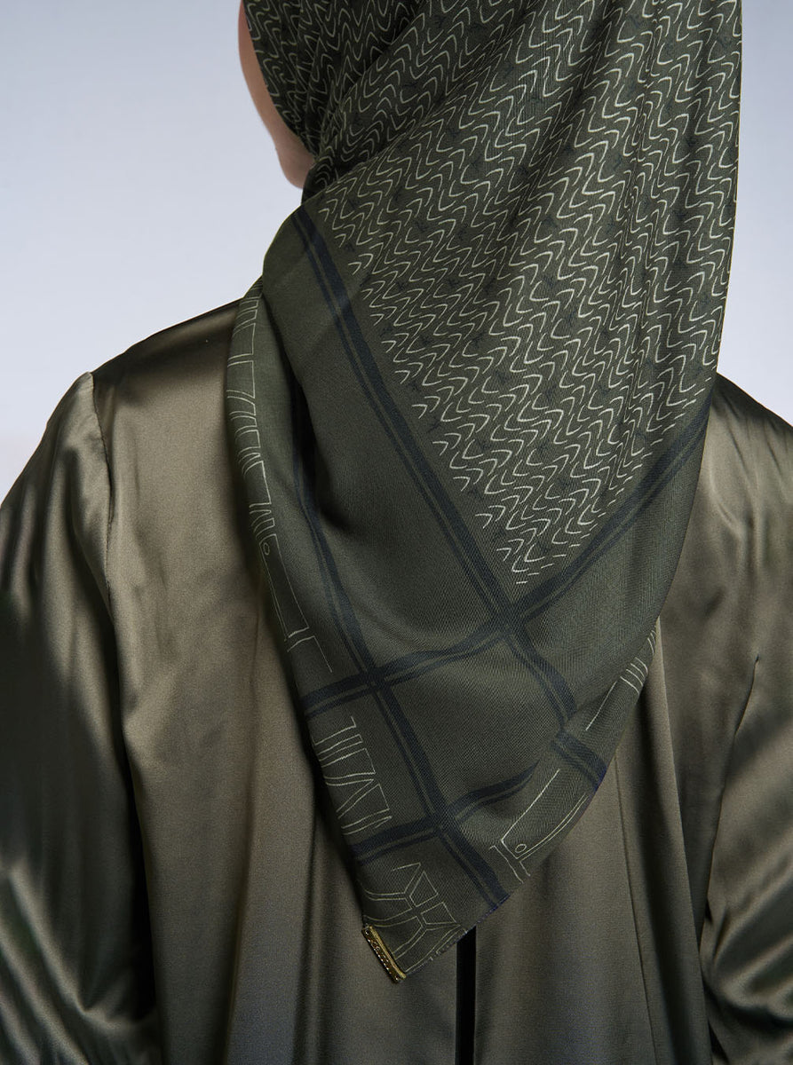 MONO CUBIC SIGNATURE SCARF TRUFFLE – Kami Idea