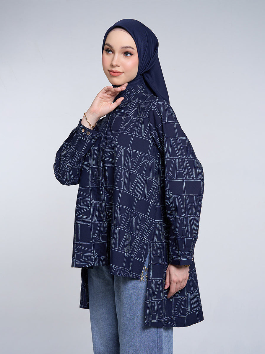ZALINE EMBROIDERY TOP NAVY – Kami Idea